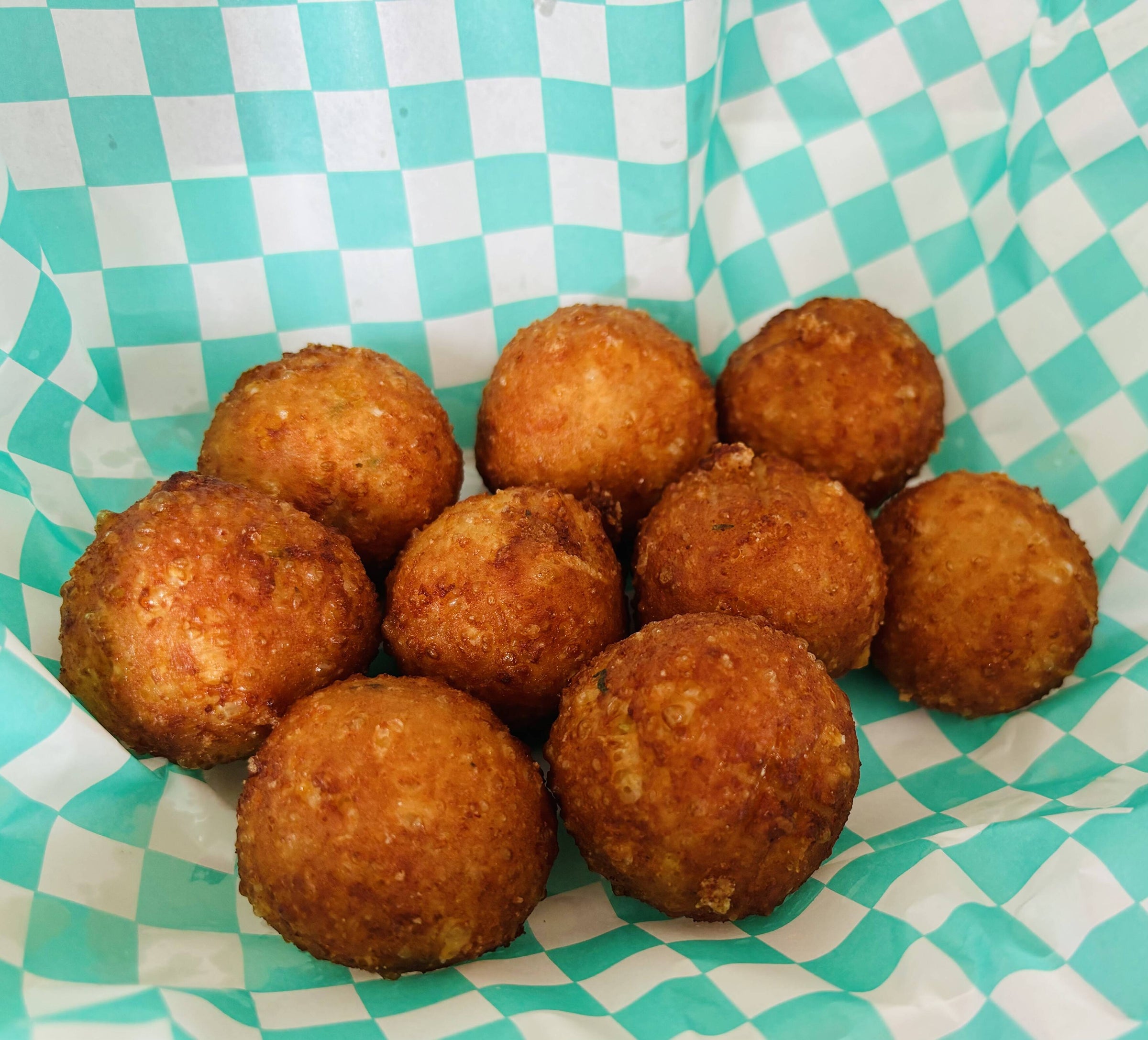 Home | Girl’s Got Balls